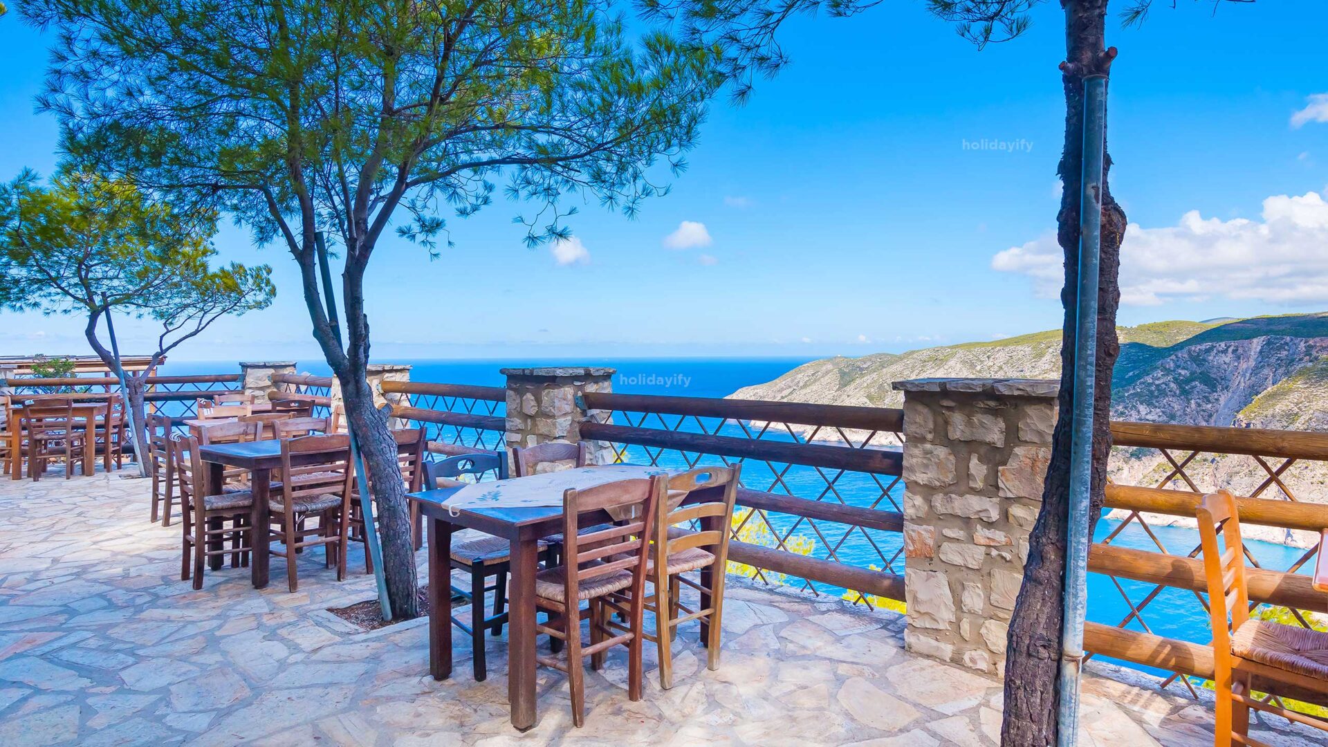 Zakynthos Island Travel Guide 2026 - Holidayify.com